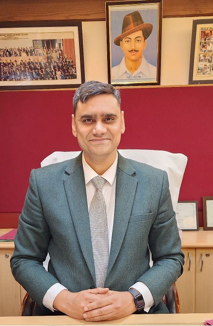 SHAHEED BHAGAT SINGH EVENING COLLEGE